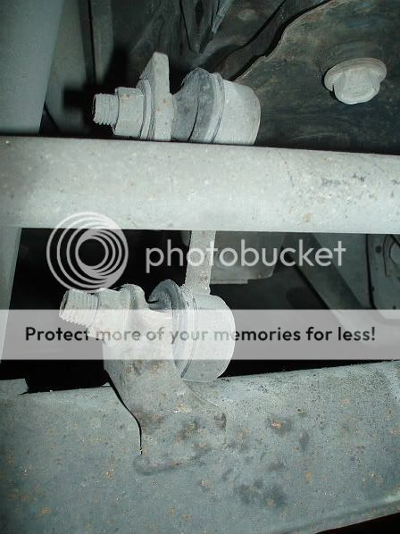 Rear link assembly: I'm guessing it shouldn't look like this | Lancer ...